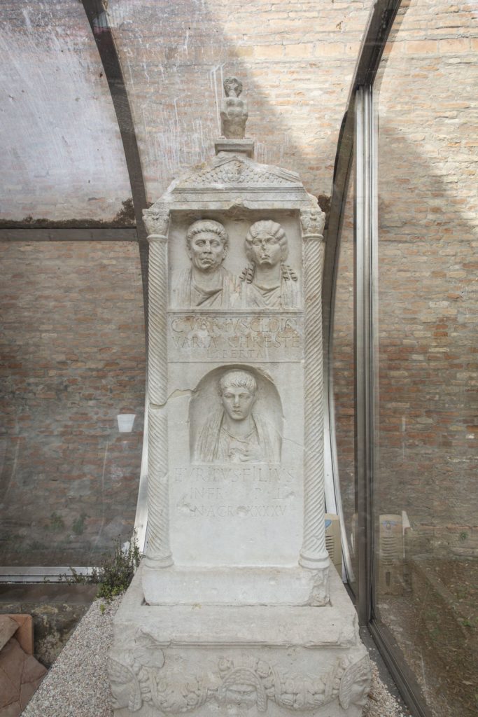 LA STELE DEI VARII | Bassa Romagna Mia
